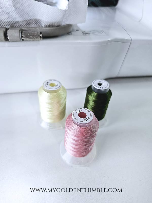 Easy DIY Embroidered Fabric Corner Bookmarks - Free Pattern